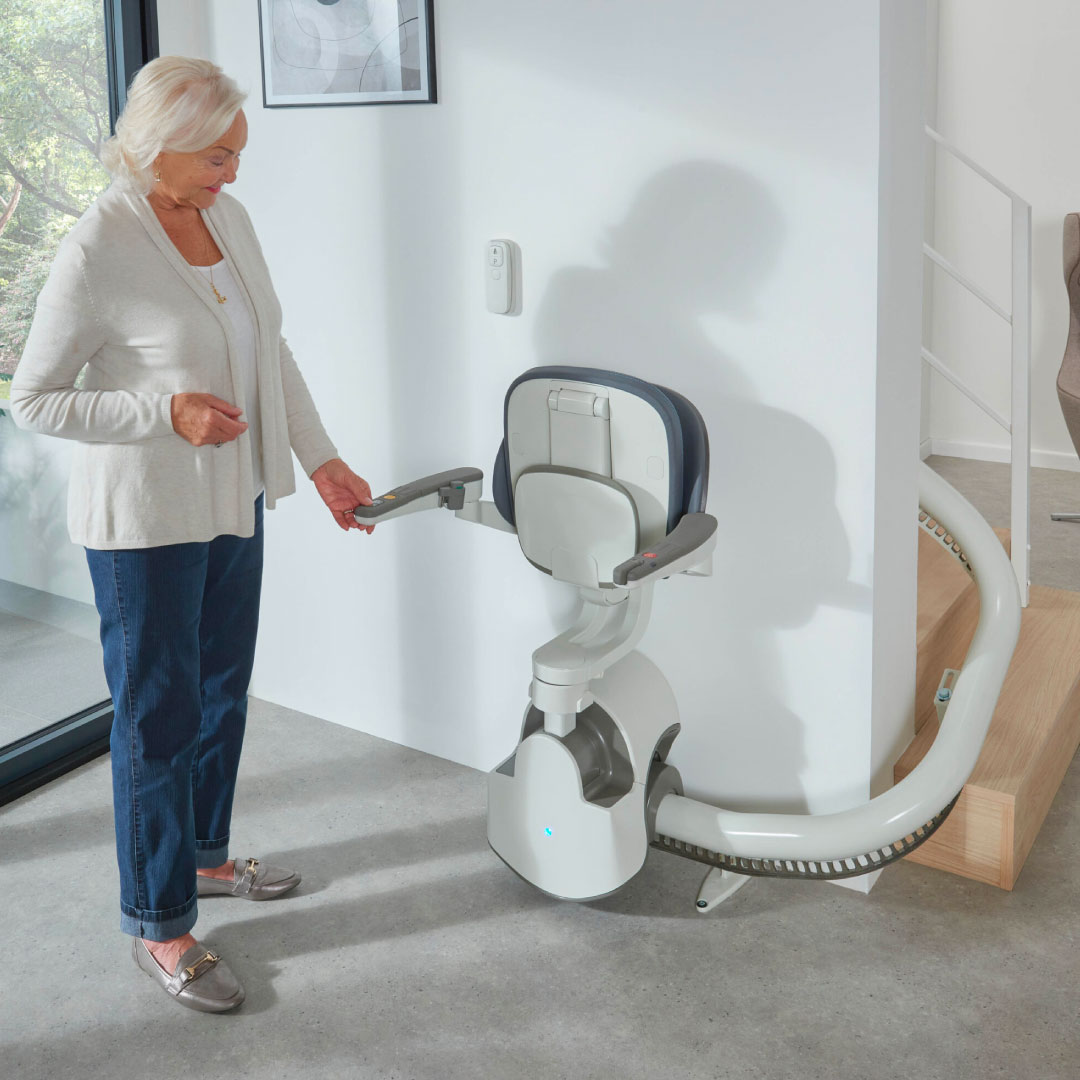 Flow X Curved Stairlift by Access BDD - Stairlifts - Motion