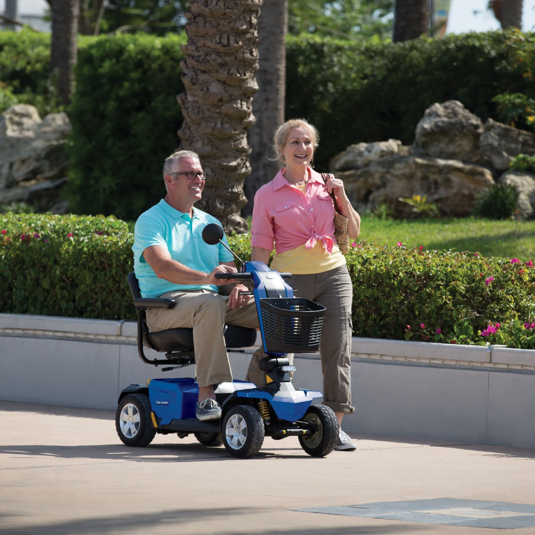 Mobility scooters - Travel & standard mobility scooters - Motion