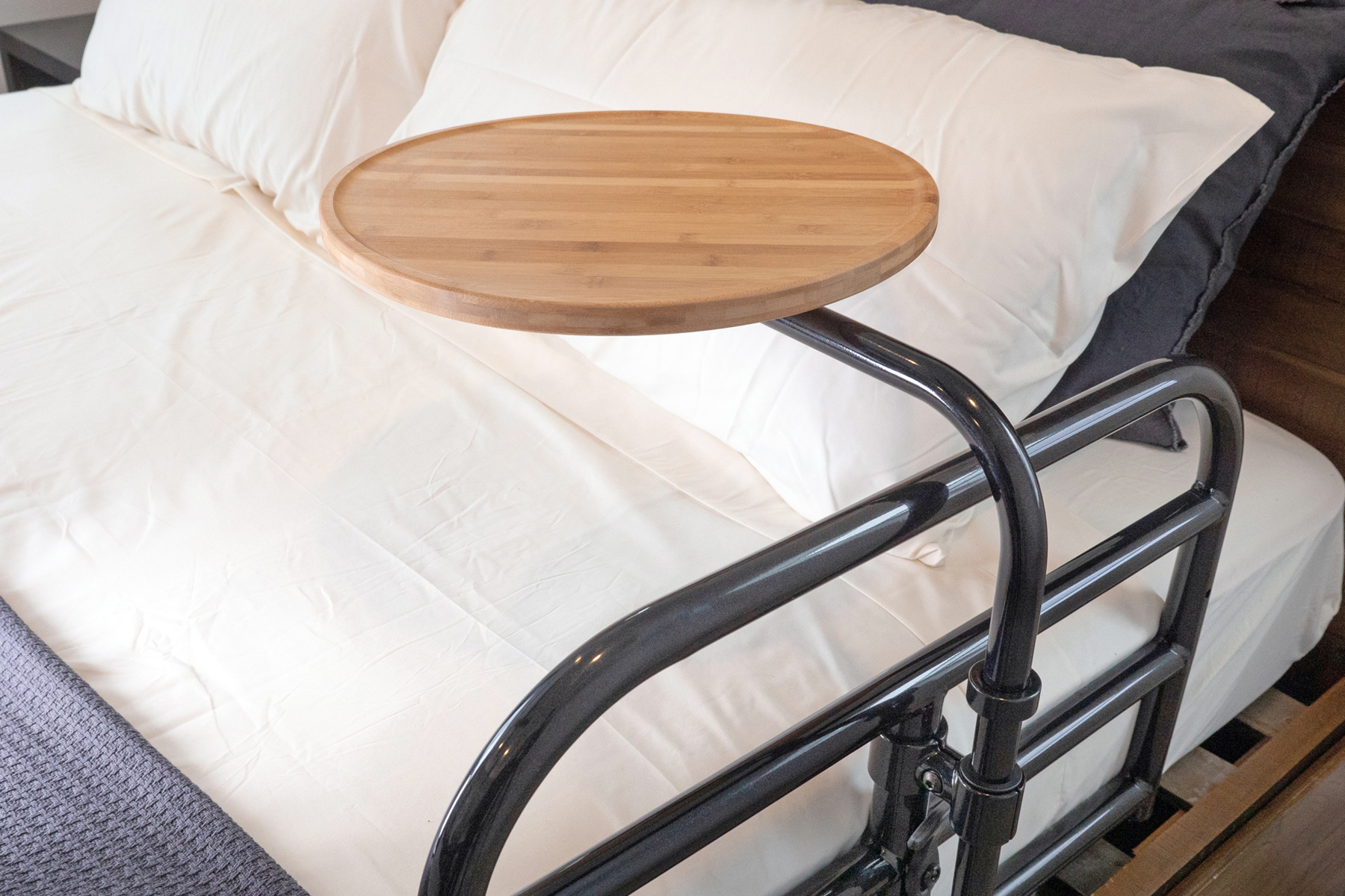 Prime Swivel Tray Table - Motion